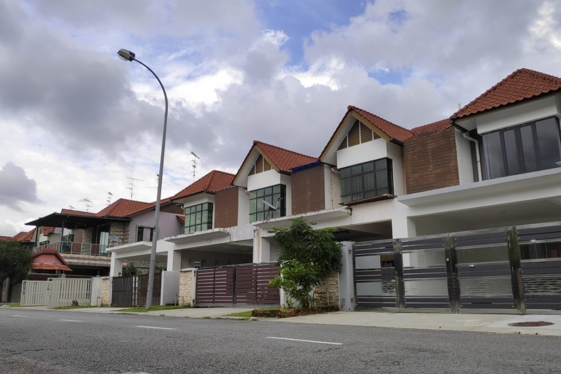 High-rise VS Landed Property: Which is the best for you? | Properly